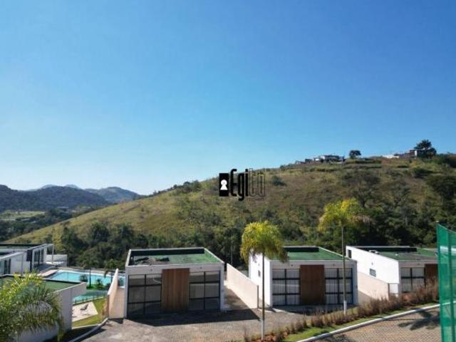 Casa com 2 dormitórios à venda, 200 m² por R$ 749.000 Salvaterra Juiz de Fora/MG