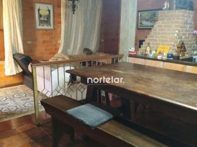 Casa com 2 dormitórios à venda, 200 m² por R$ 890.000,00 Mantiqueira Mairiporã/SP