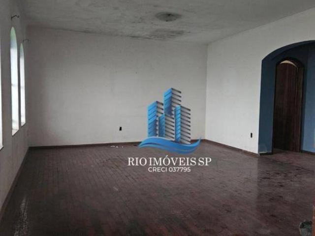 Casa com 2 dormitórios à venda, 201 m² por R$ 870.000,00 Campestre Santo André/SP