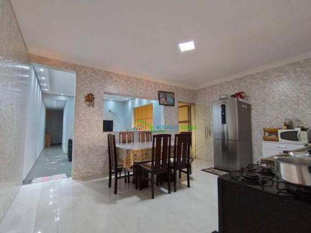 Casa com 2 dormitórios à venda, 203 m² por R$ 720.000,00 Parque Santa Teresa Carapicuíba/SP