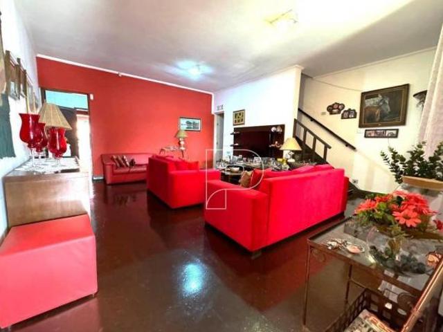 Casa com 2 dormitórios à venda, 215 m² por R$ 699.000,00 Granja Viana Cotia/SP