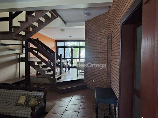 Casa com 2 dormitórios à venda, 215 m² por R$ 990.000,00 Condomínio Granja Olga III Sorocaba/SP