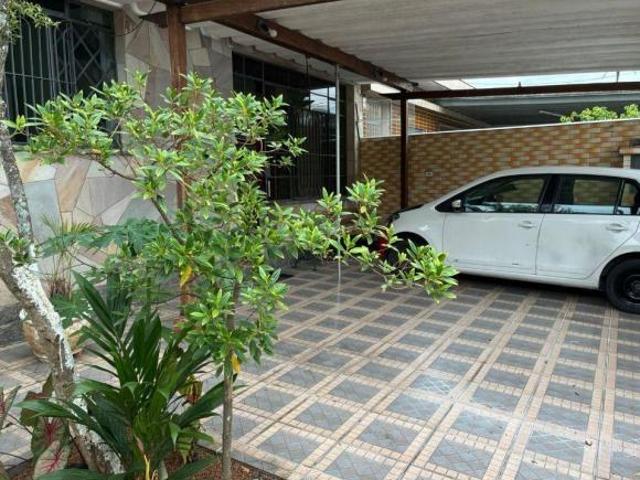 Casa à venda, 229 m² por R$ 749.000,00 São Jorge Santos/SP