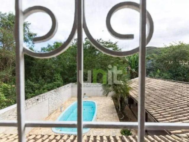 Casa com 2 dormitórios à venda, 220 m² por R$ 1.100.000,00 Itaipu Niterói/RJ