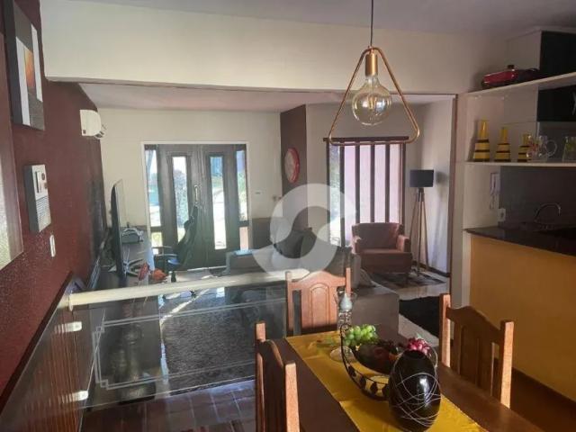 Casa com 2 dormitórios à venda, 230 m² por R$ 1.000.000,00 Serra Grande Niterói/RJ