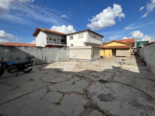 Casa com 2 dormitórios à venda, 232m² por R$ 650.000,00 Jardim Ipiranga A.