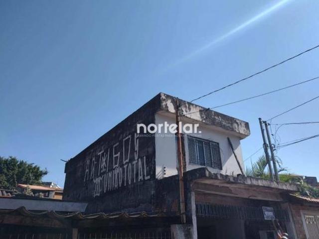 Casa com 2 dormitórios à venda, 240 m² Parque Maria Domitila São Paulo/SP