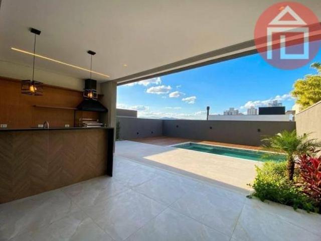 Casa com 2 dormitórios à venda, 243 m² por R$ 2.390.000,00 Condomínio Residencial Euroville II B