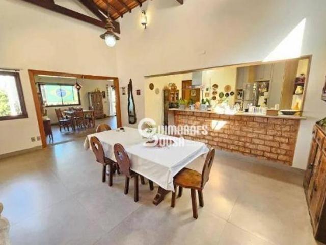 Casa com 2 dormitórios à venda, 266 m² por R$ 2.350.000,00 Marambaia Vinhedo/SP