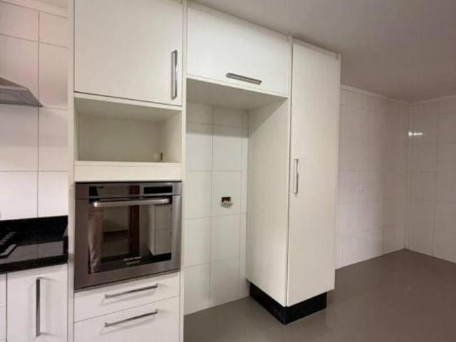 Casa com 2 dormitórios à venda, 300 m² por R$ 1.100.000 Jordanópolis Arujá/SP