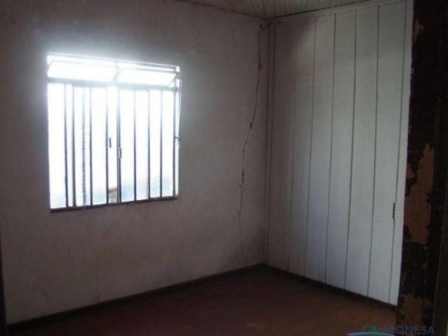 Casa com 2 dormitórios à venda, 333 m² por R$ 215.000 Industrial Londrina/PR