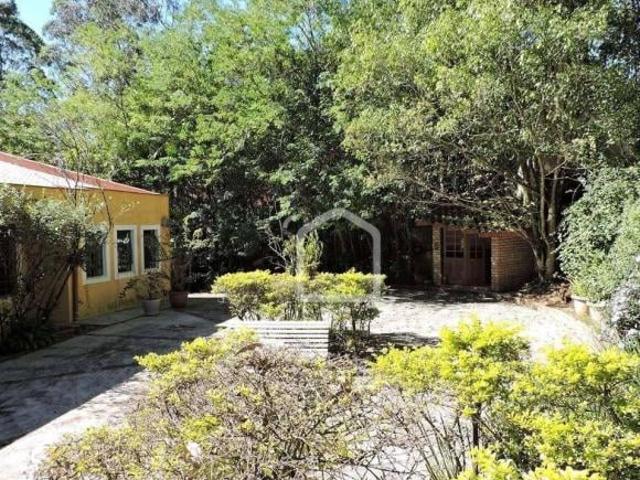 Casa com 2 dormitórios à venda, 415 m² por R$ 1.900.000,00 Granja Viana Embu das Artes/SP