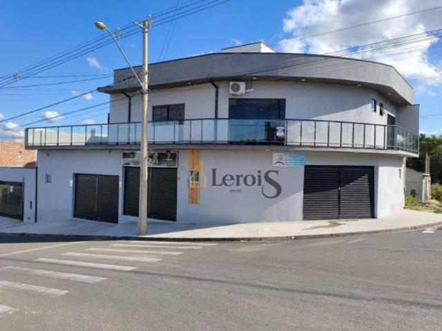 Casa com 2 dormitórios à venda, 410 m² por R$ 1.060.000,00 Vila dos Eucaliptos Salto/SP