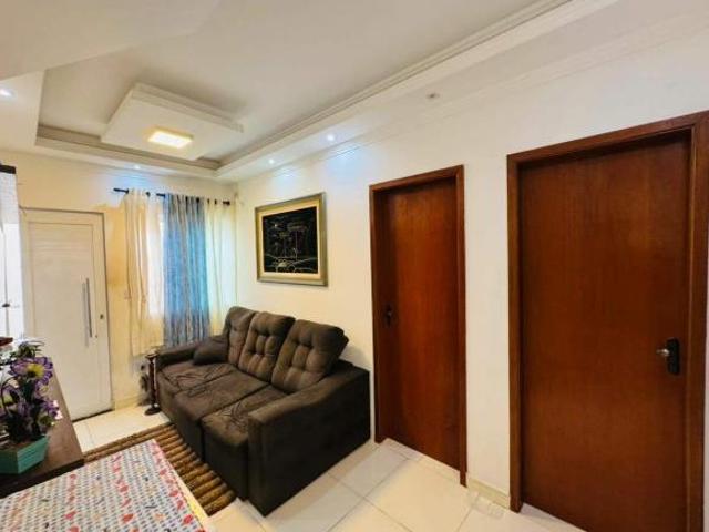 Casa com 2 dormitórios à venda, 46 m² por R$ 320.000,00 Maracanã Praia Grande/SP