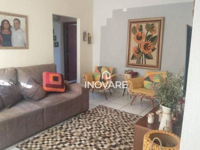 Casa com 2 dormitórios à venda, 470 m² por R$ 950.000,00 Setor Afonso Pena Itumbiara/GO