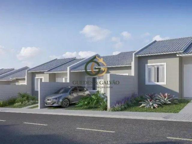 Casa com 2 dormitórios à venda, 49 m² por R$ 277.9