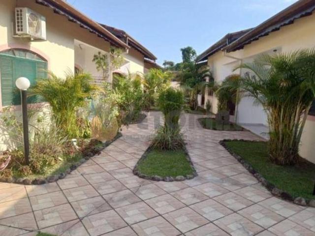 Casa com 2 dormitórios à venda, 50 m² por R$ 460.000 Martim de Sá Caraguatatuba/SP