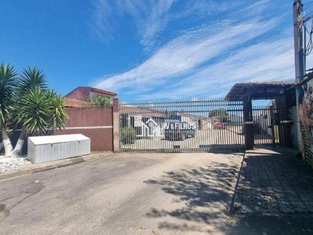 Casa com 2 dormitórios à venda, 50 m² por R$ 240.000,00 Centro Piraquara/PR