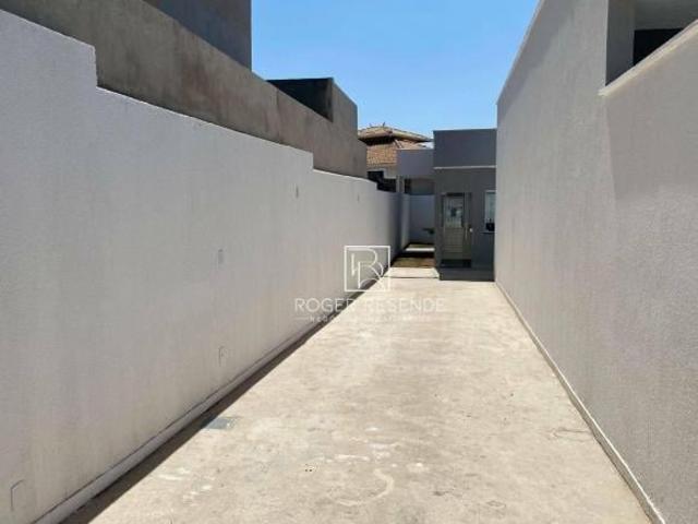 Casa com 2 dormitórios à venda, 52 m² por R$ 395.000,00 Vila Verde Betim/MG