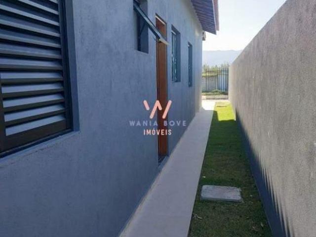 Casa com 2 dormitórios à venda, 55m² por R$289.000 Balneário dos Golfinhos Caraguatatuba/SP