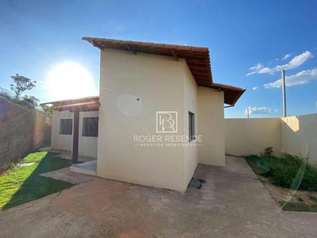 Casa com 2 dormitórios à venda, 56 m² por R$ 389.000,00 Marques Industrial São Joaquim de Bicas/