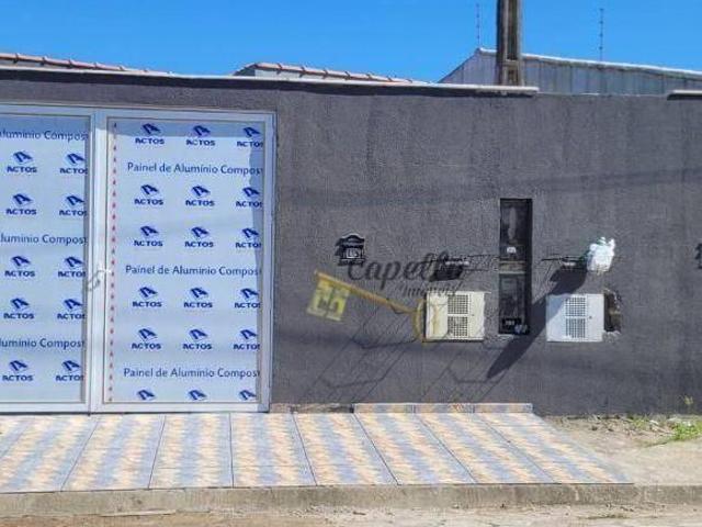 Casa com 2 dormitórios à venda, 57 m² por R$ 320.000,00 Balneário Gaivota Itanhaém/SP