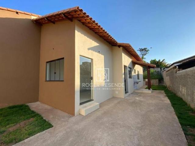 Casa com 2 dormitórios à venda, 57 m² por R$ 375.000,00 Marques Industrial São Joaquim de Bicas/