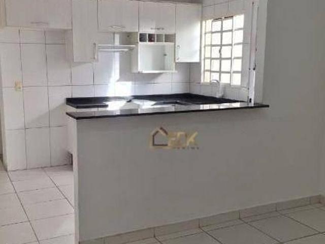 Casa com 2 dormitórios à venda, 58 m² por R$ 300.000 Conjunto Residencial Galo Branco São José d