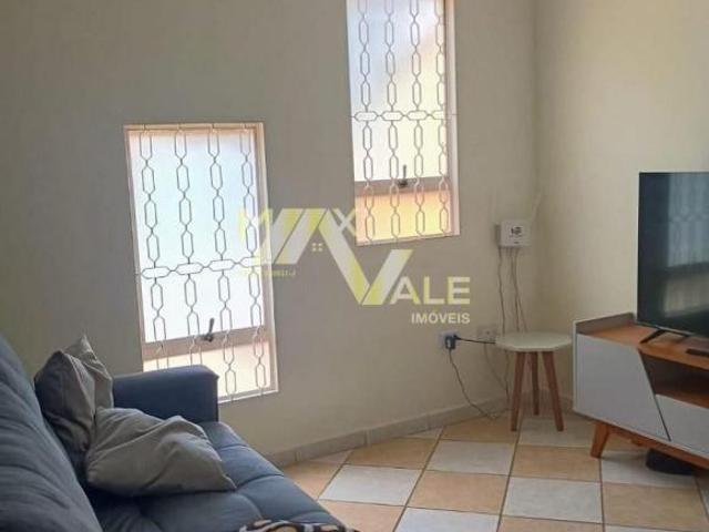 Casa com 2 dormitórios à venda, 60 m² por R$ 240.000 Jardim Colônia Jacareí/SP