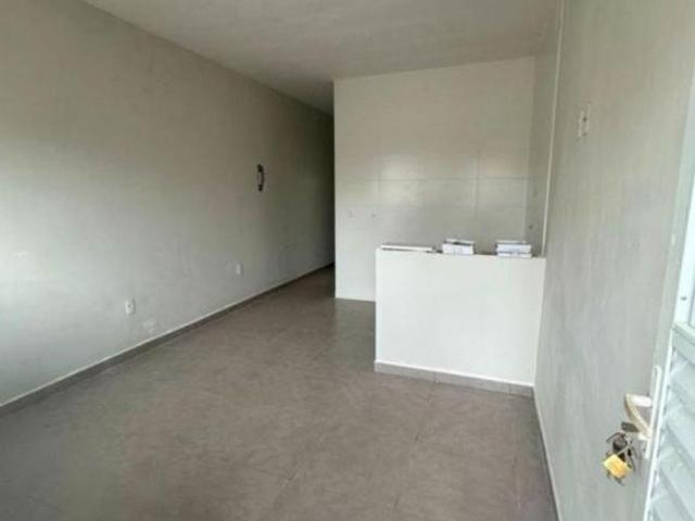 Casa com 2 dormitórios à venda, 60 m² por R$ 260.000,00 Jardim Nilton Torre.