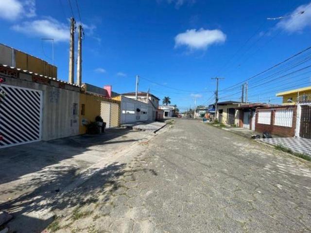 Casa com 2 dormitórios à venda, 60 m² por R$ 320.000,00 Balneário Gaivota Itanhaém/SP