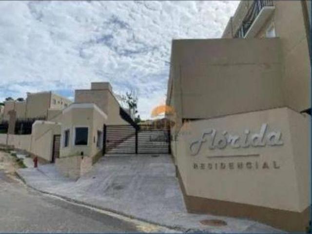 Casa com 2 dormitórios à venda, 60 m² por R$ 350.000,00 Chácara Vista Alegre Cotia/SP