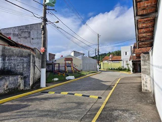 Casa com 2 dormitórios à venda, 60 m² por R$ 365.000,00 Parque Morumbi Mogi das Cruzes/SP
