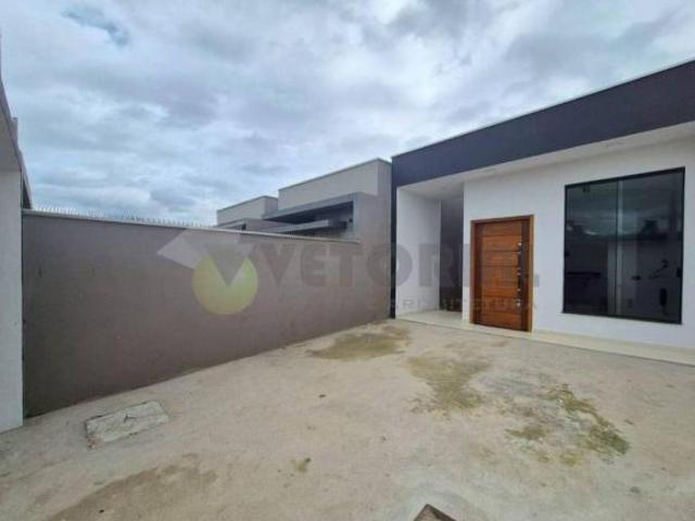 Casa com 2 dormitórios à venda, 60 m² por R$ 378.000,00 Balneário dos Golfinhos Caraguatatuba/SP