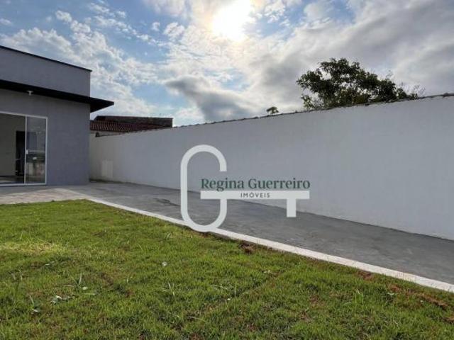 Casa com 2 dormitórios à venda, 62 m² por R$ 300.000,00 Estância dos Eucaliptos Peruíbe/SP