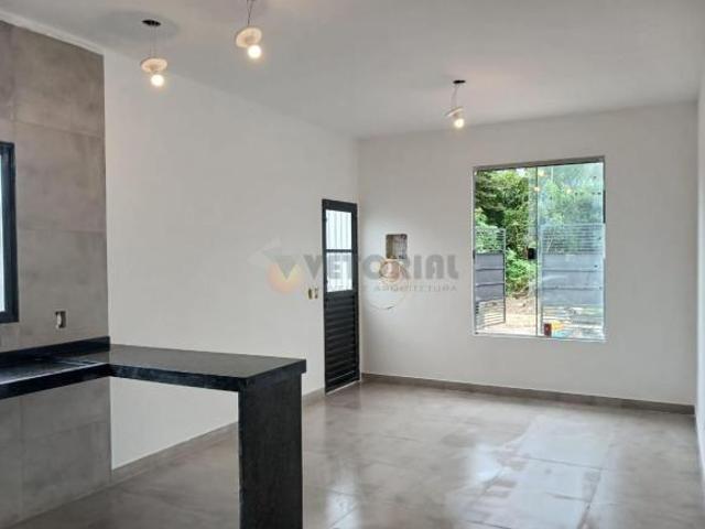 Casa com 2 dormitórios à venda, 63 m² por R$ 380.000 Balneário Recanto Do Sol Caraguatatuba/SP