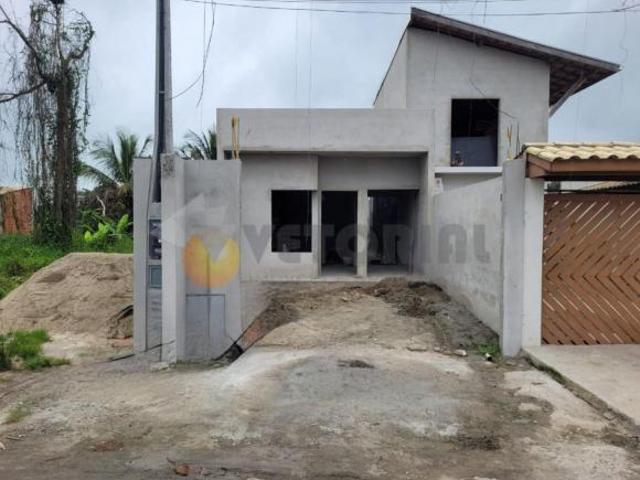 Casa com 2 dormitórios à venda, 64 m² por R$ 350.000,00 Balneário dos Golfinhos Caraguatatuba/SP