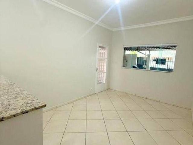 Casa com 2 dormitórios à venda, 65 m² por R$ 275.000,00 Parque Senhor do Bonfim Taubaté/SP