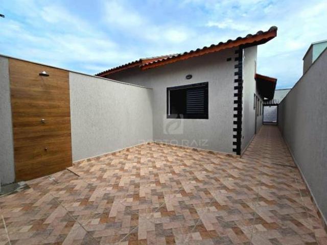 Casa com 2 dormitórios à venda, 65 m² por R$ 359.900,00 Jardim Magalhães Itanhaém/SP