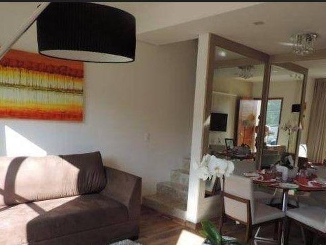 Casa com 2 dormitórios à venda, 66 m² por R$ 584.000,00 Granja Viana Cotia/SP