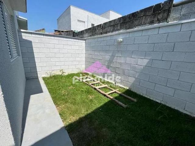 Casa com 2 dormitórios à venda, 66 m² por R$ 345.000,00 Balneário dos Golfinhos Caraguatatuba/SP