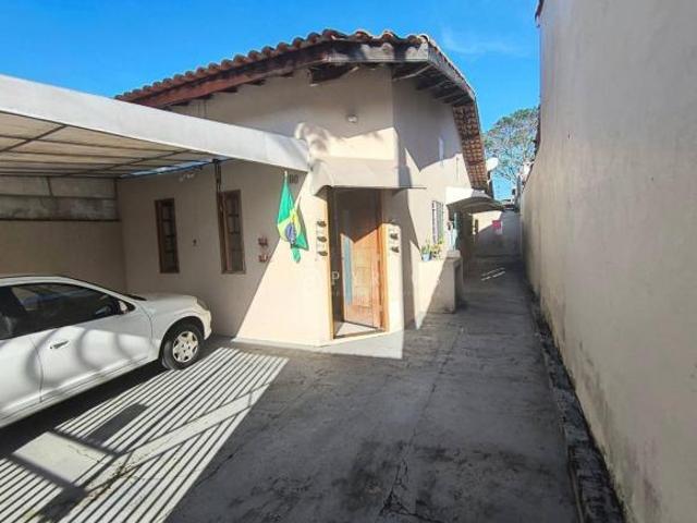 Casa com 2 dormitórios à venda, 66 m² por R$ 355.000,00 Residencial Santa Paula Jacareí/SP