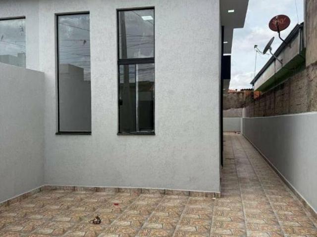 Casa com 2 dormitórios à venda, 66 m² por R$ 380.000,00 Jardim Maria Antonia Nova Veneza Sumar
