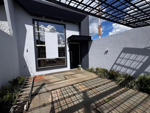 Casa com 2 dormitórios à venda, 67 m² por R$ 420.000,00 Padovani Cascavel/PR