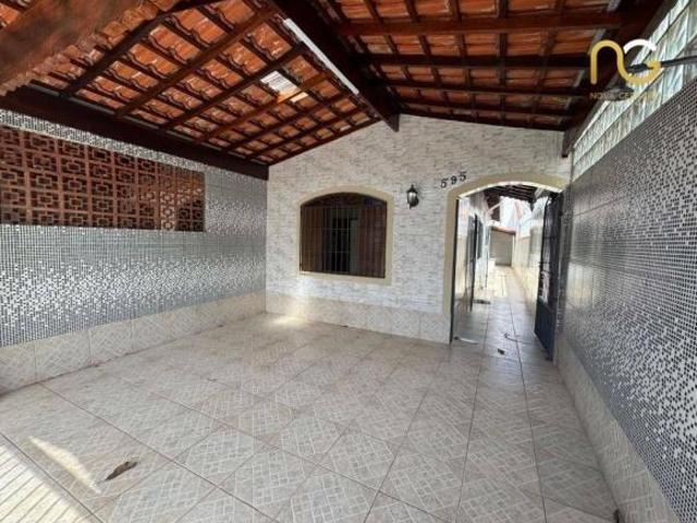 Casa com 2 dormitórios à venda, 67 m² por R$ 420.000,00 Jardim Imperador Praia Grande/SP