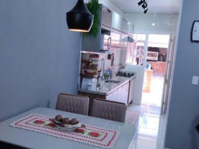 Casa com 2 dormitórios à venda, 67 m² por R$ 260.000,00 Fortuna Sapucaia do Sul/RS