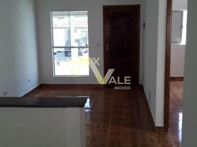 Casa com 2 dormitórios à venda, 67 m² por R$ 340.000 Jardim Coleginho Jacareí/SP