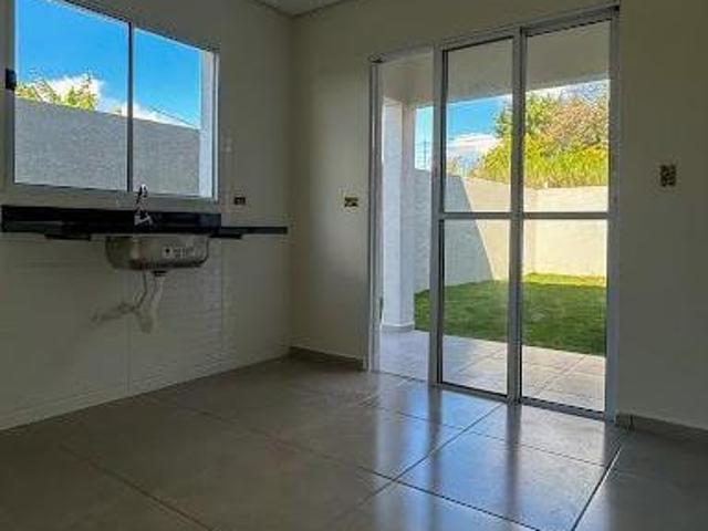 Casa com 2 dormitórios à venda, 68 m² por R$ 449.900,00 Vila Santa Helena Atibaia/SP