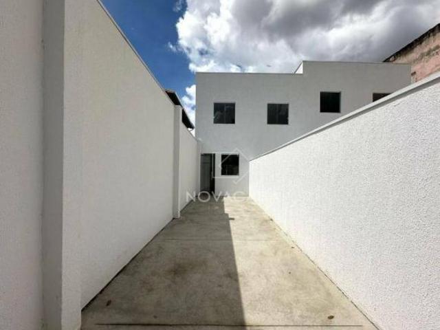 Casa com 2 dormitórios à venda, 69 m² por R$ 415.000,00 Jardim Leblon Belo Horizonte/MG