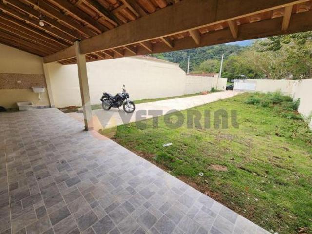 Casa com 2 dormitórios à venda, 70 m² por R$ 415.000 Massaguaçu Caraguatatuba/SP
